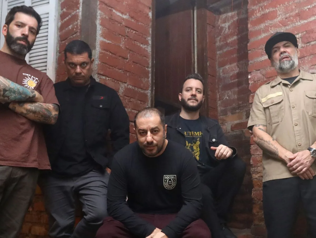 CPM 22 segue "ENFRENTE" sem perder a identidade em novo álbum ...